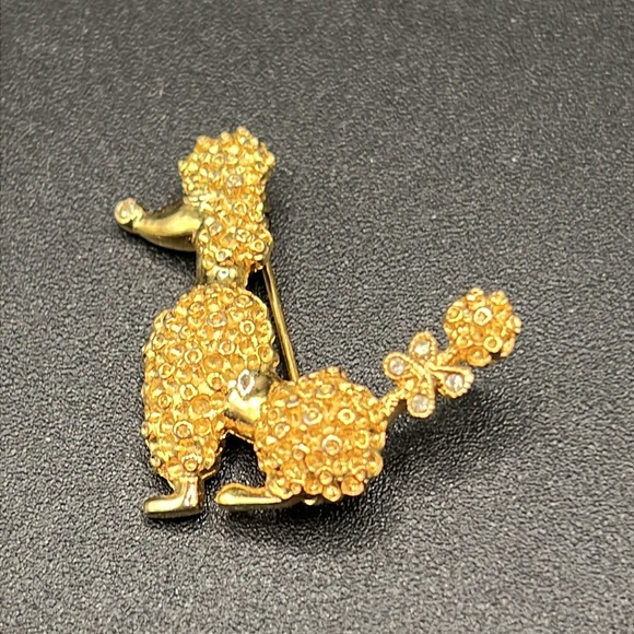 Jewelry | Vintage Gold Tone Textured Sitting French Poodle Brooch With ...